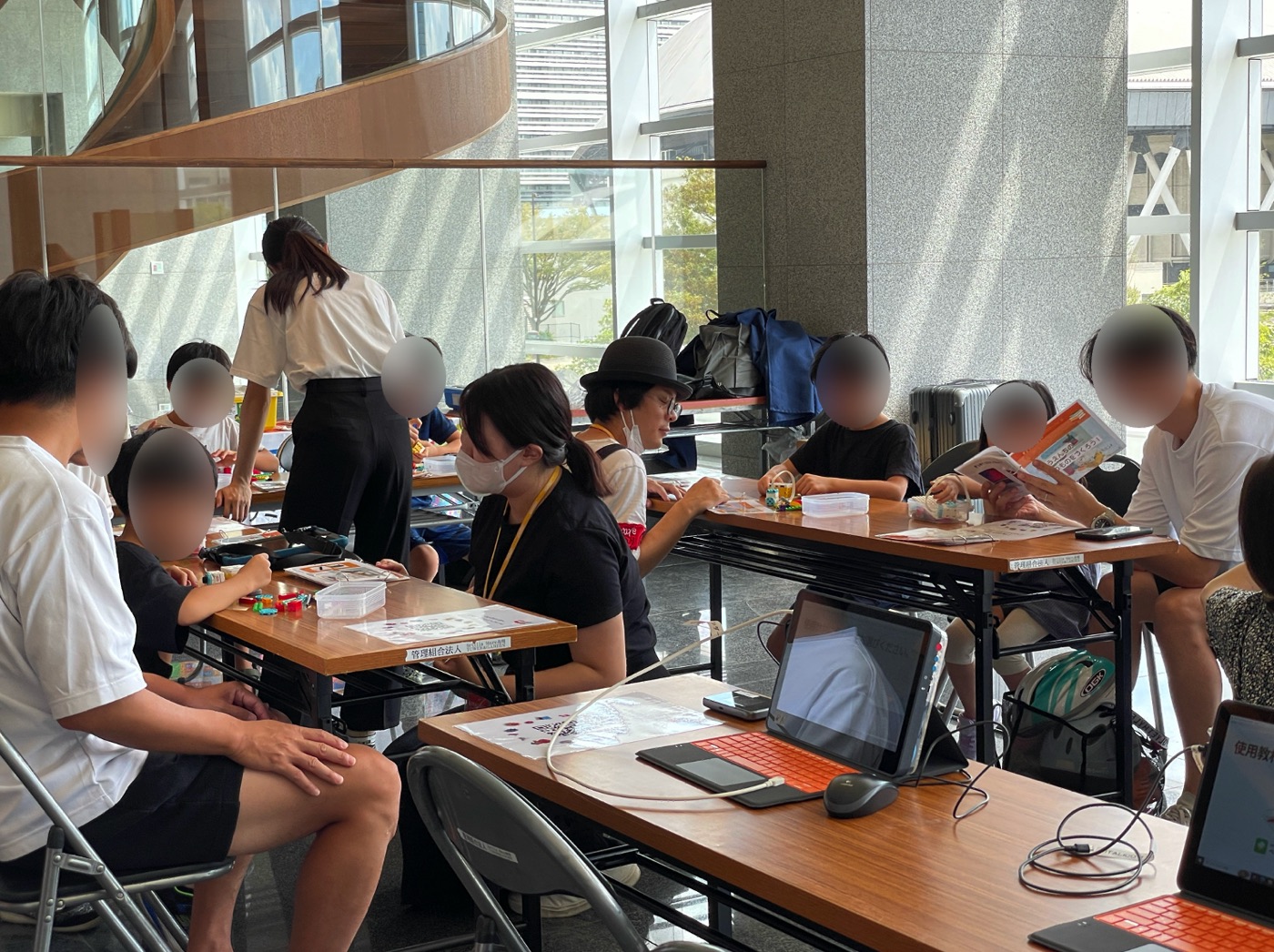 “タワーマンションで広がる子どもの可能性：マンション棟内教育イベントの新たな形” | クラスバ